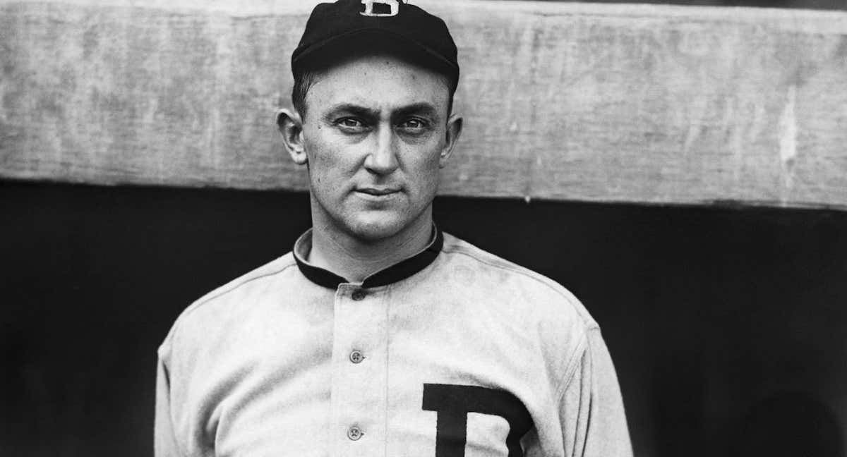 Ty Cobb, el bateador inigualable que solo sabía meterse en problemas ...