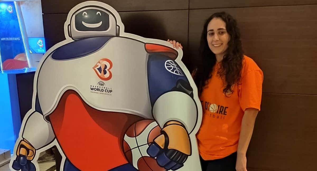 Una gallega en la luna de Costa de Marfil: "He aguantado preguntas que ...