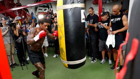 Con qué se rellena un saco de boxeo, el elemento más básico de ...
